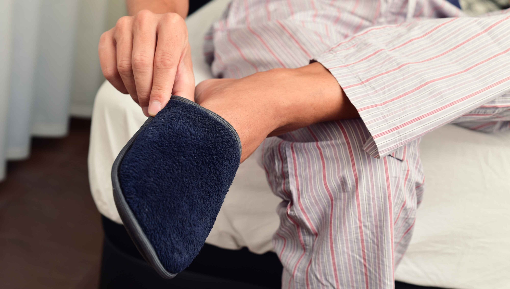 Best Slippers for Sweaty Feet in 2025– Ejis